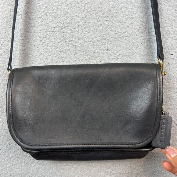 Coach | Bags | Vintage Coach Patricias Legacy Black Leather Crossbody ...